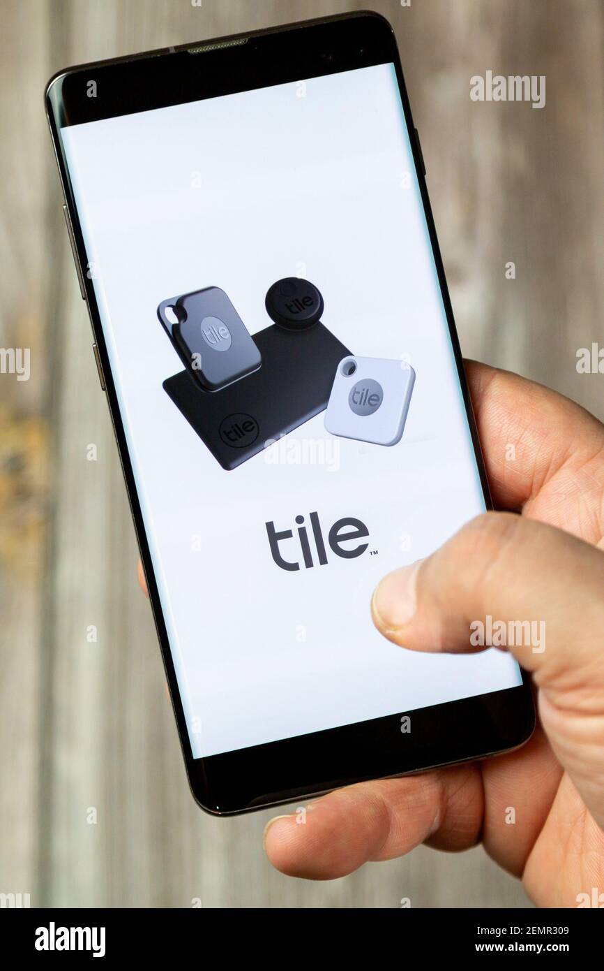 Tile key finder hi-res stock photography and images - Alamy
