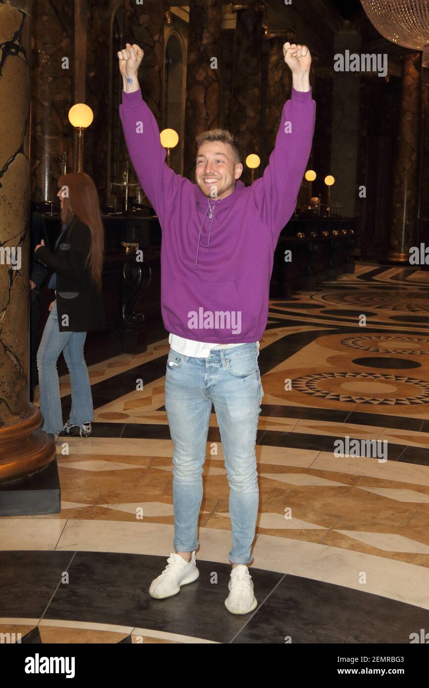 Sam Thompson attends an Exclusive launch event for the Gringotts ...