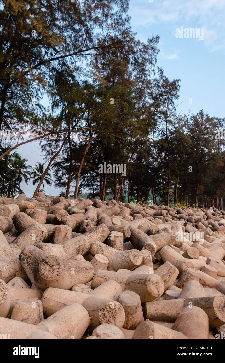 Querim Beach with tetra pods on the shore to prevent soil erosion ...