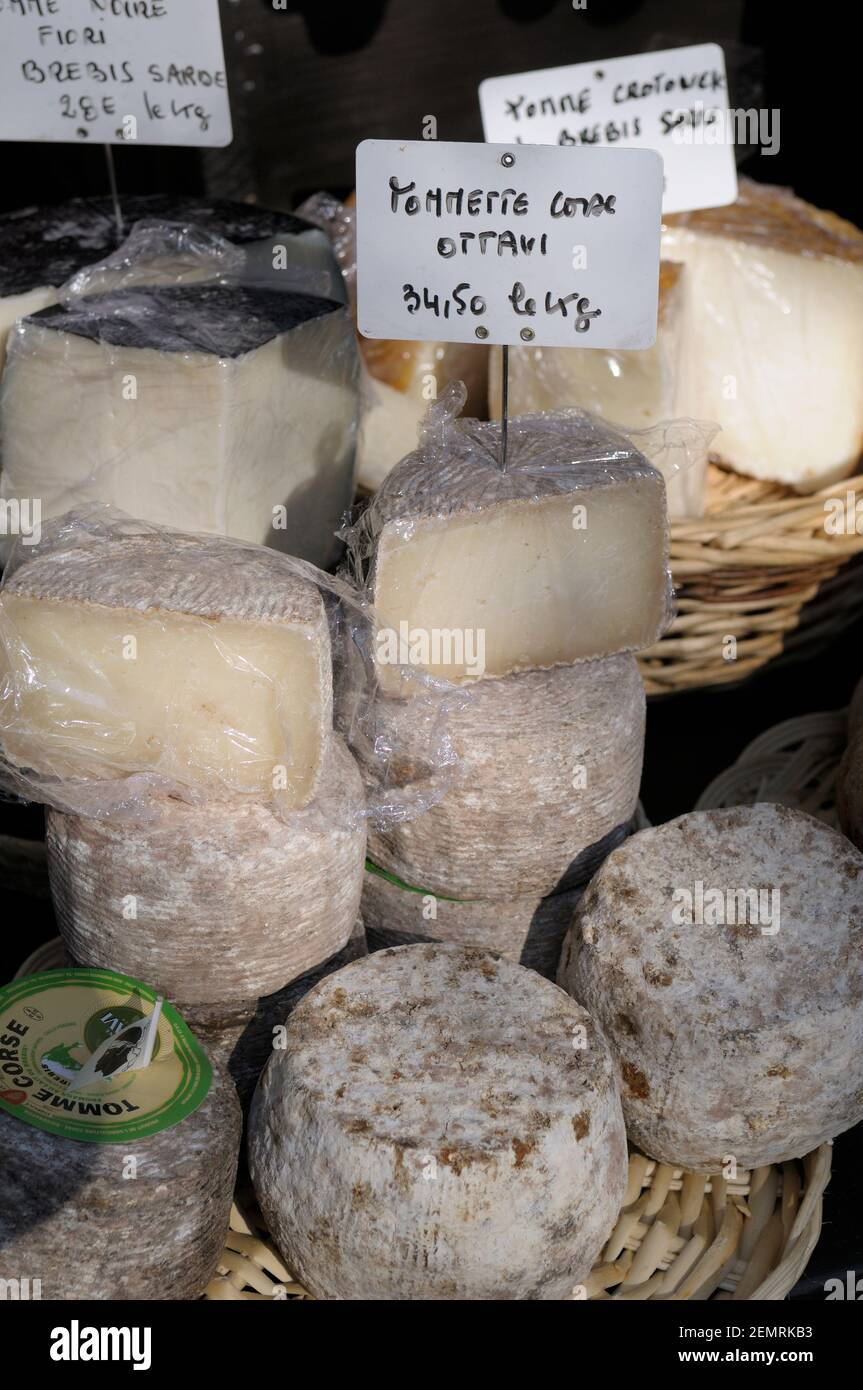 Paris cheese stall hi-res stock photography and images - Alamy