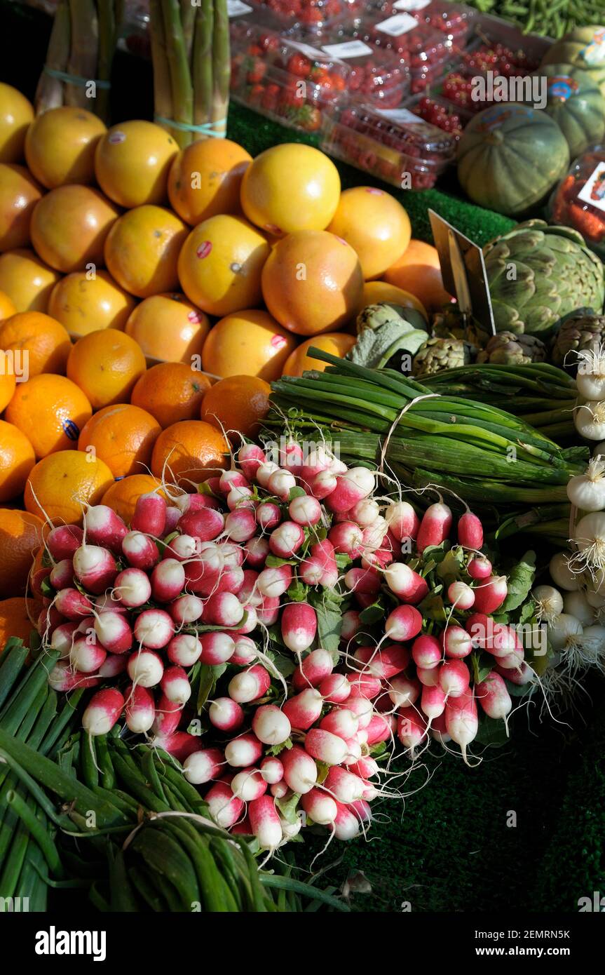 Roadside market stall produce display hi-res stock photography and ...