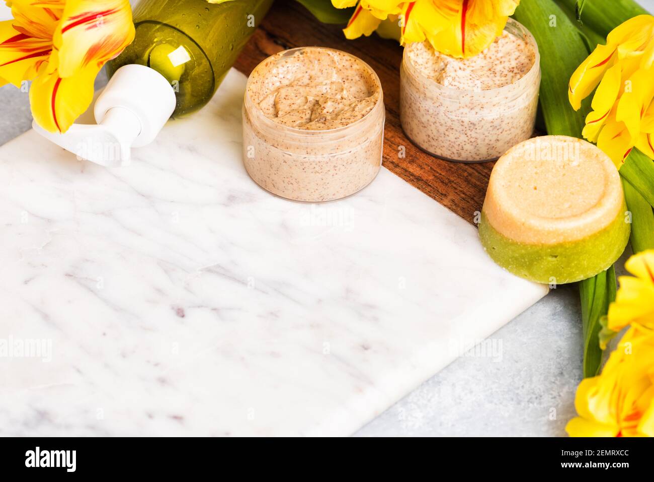 Podium for advertising cosmetics products with natural body scrub Stock ...