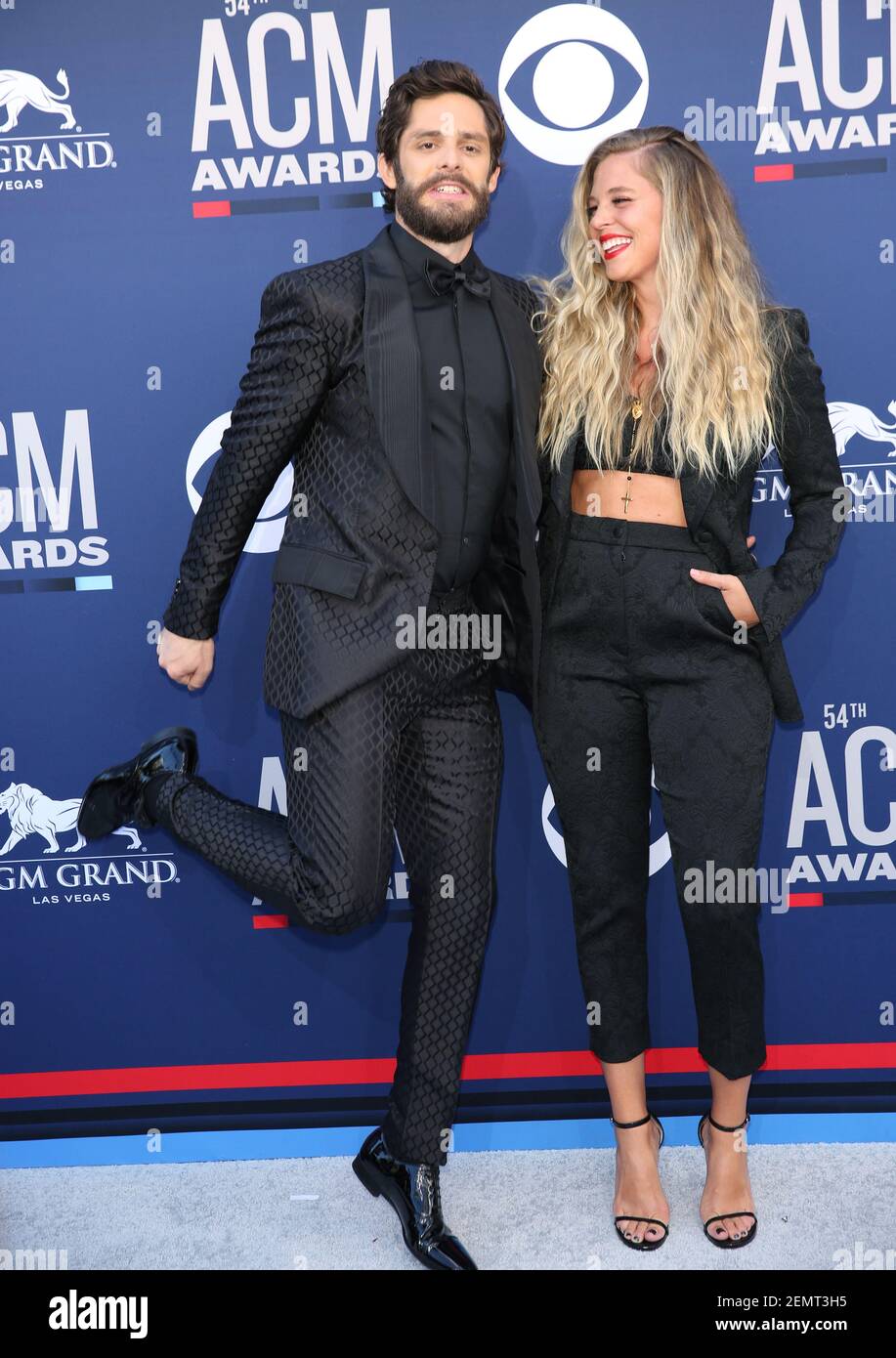 Thomas rhett and lauren akins hi-res stock photography and images - Alamy