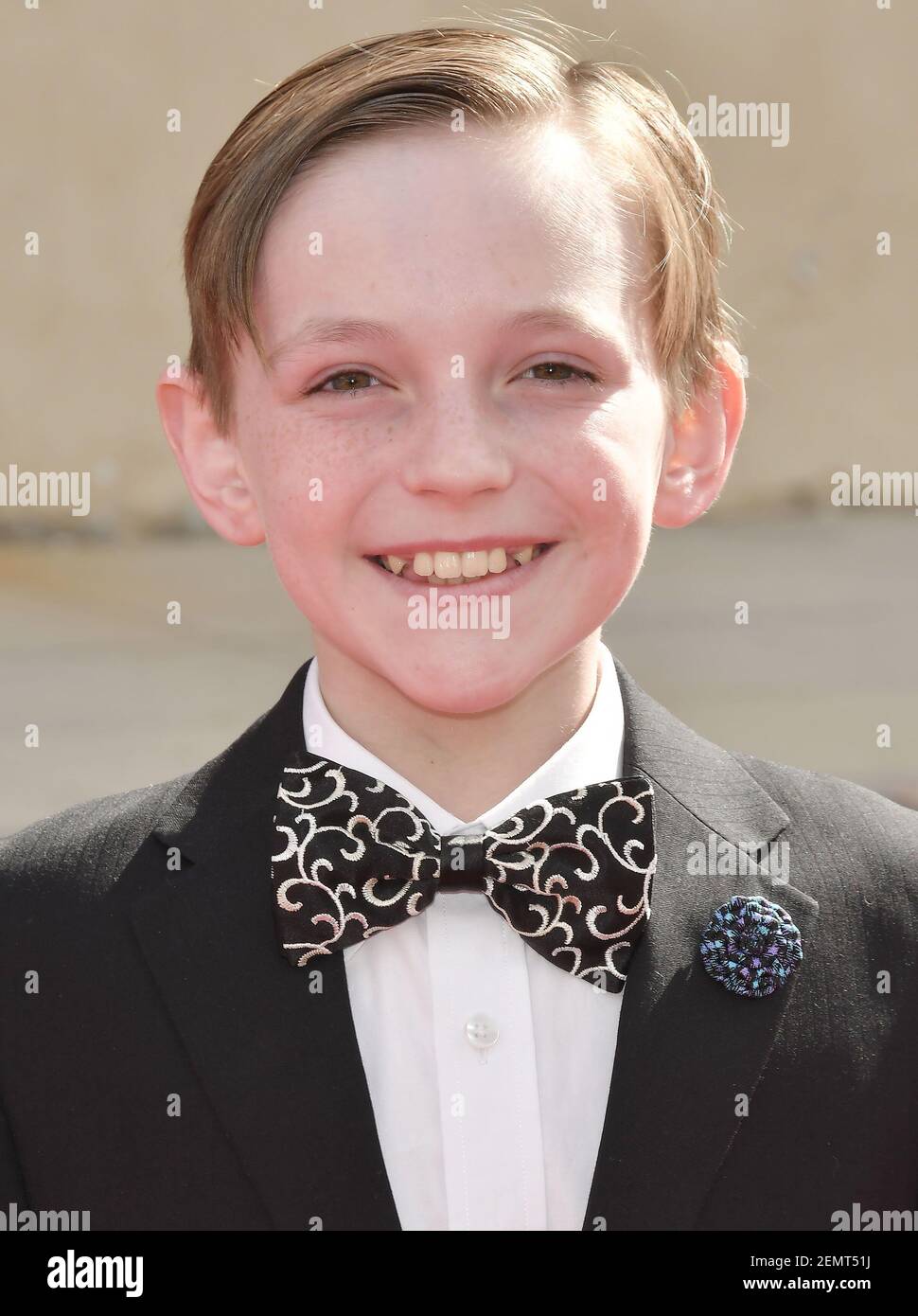 Travis Burnett arrives at the 4th Annual Young Entertainer Awards held ...