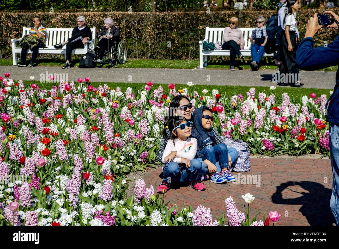 Lisse - Tourist in the flower park the Keukenhof on April 8, 2019 ...