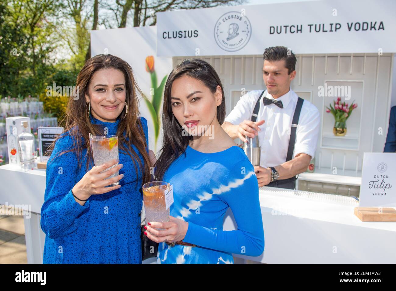 Niki Simone And Suan Li Ong During The Tulip Baptism Of The Ams Secrets Tulip In De Keukenhof In