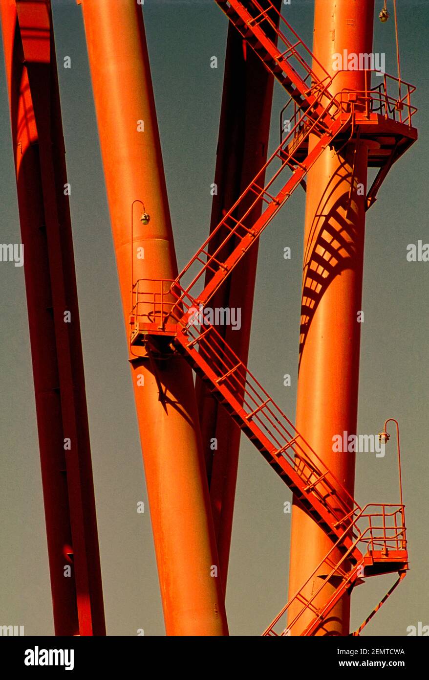 Tubular slide hi-res stock photography and images - Alamy