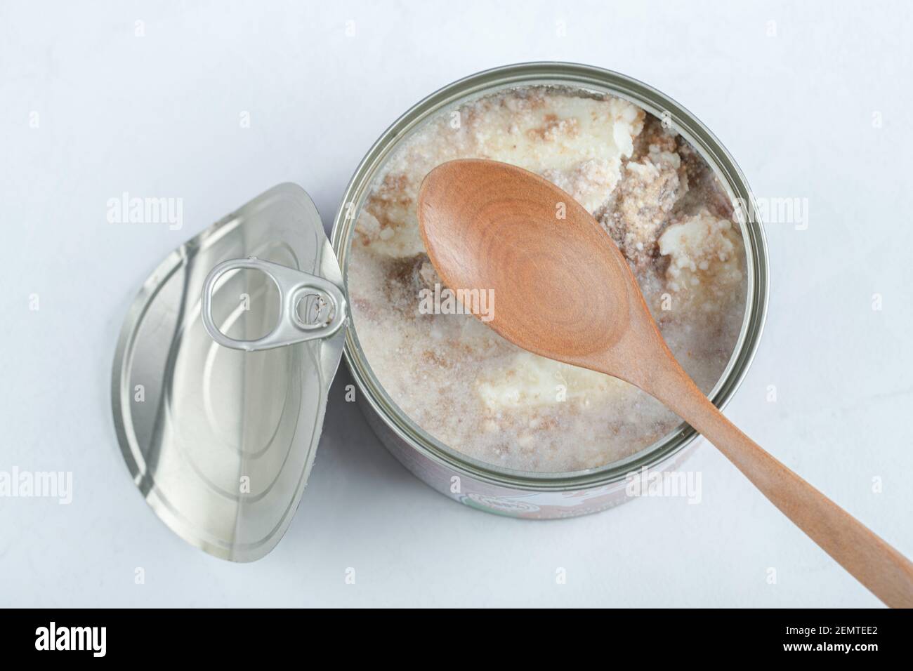 Top view of open can, canned beef on white background Stock Photo - Alamy