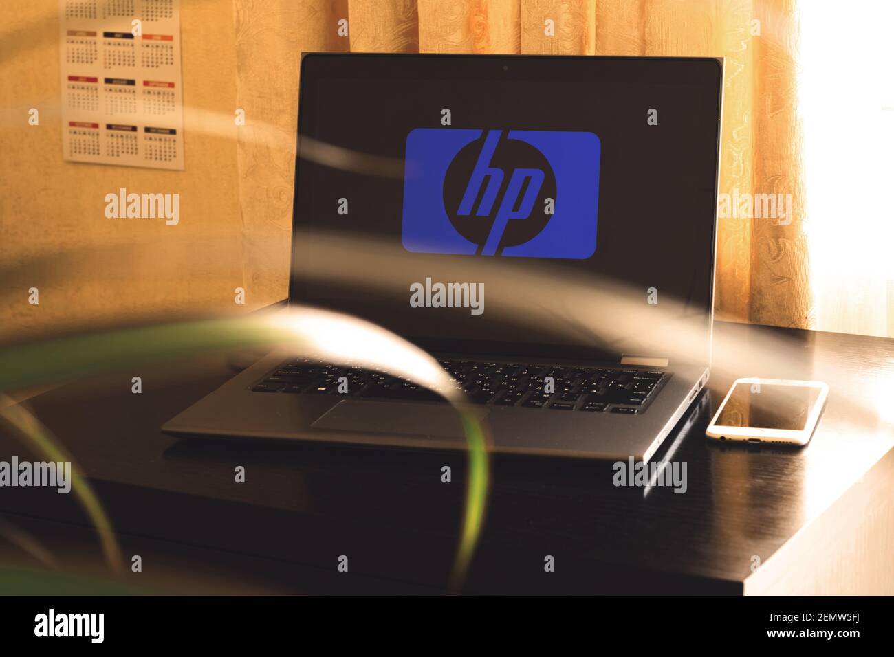 Hp laptop logo hi-res stock photography and images - Alamy