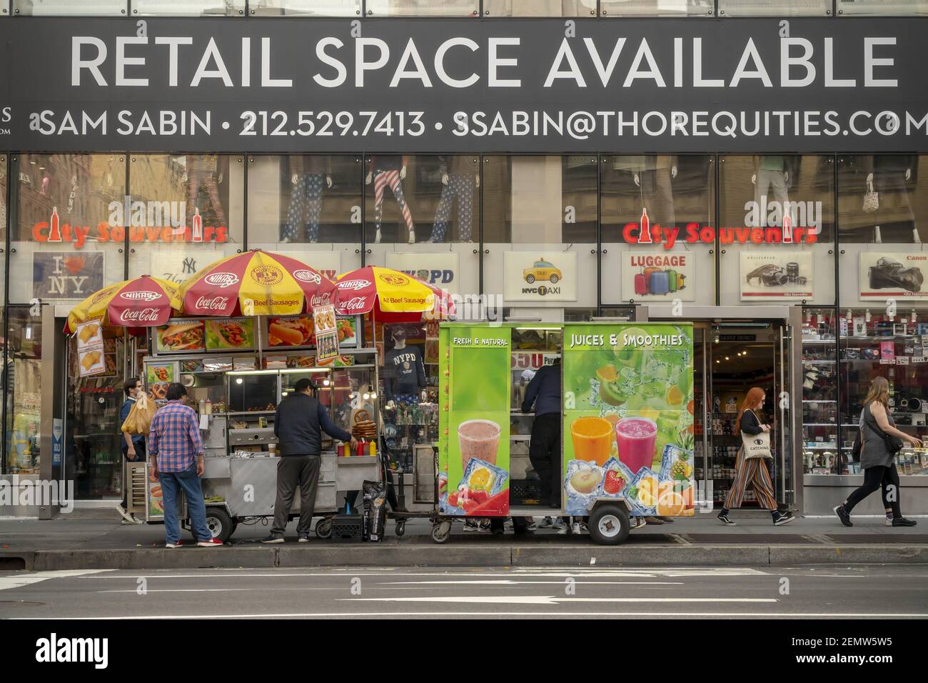 Vacant property in Midtown Manhattan in New York on Sunday, April 14 ...