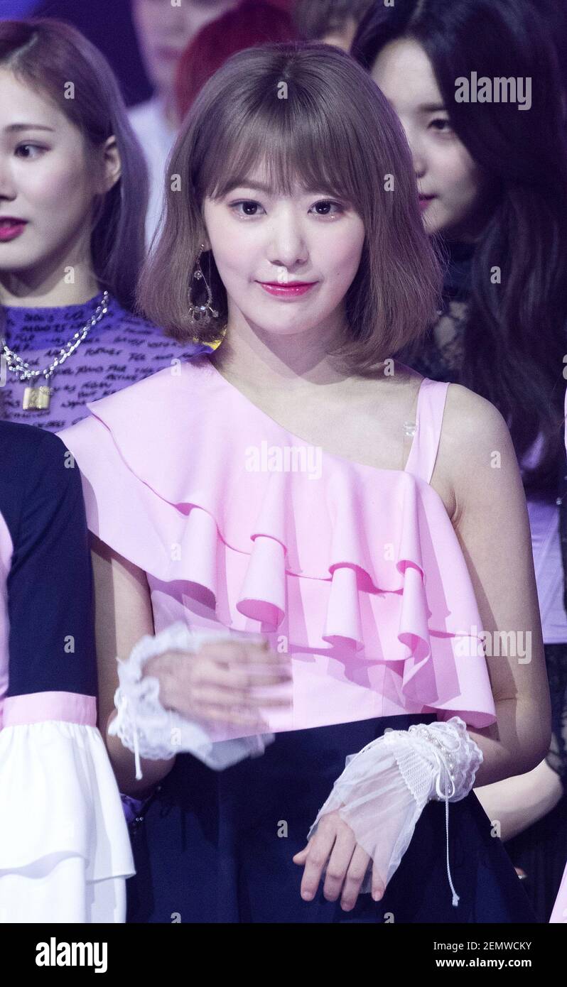 Japanese Vocal Miyawaki Sakura Member Of K Pop Girl Group Iz One