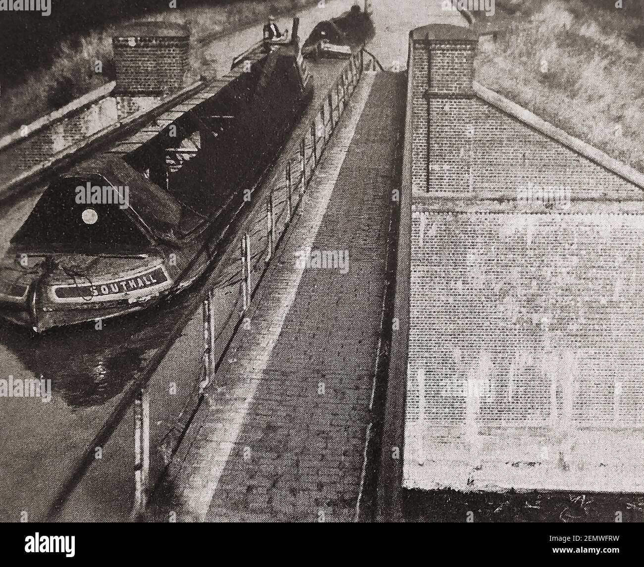 A vintage printed photo of a Southall barge crossing Wolverton Aquaduct ...