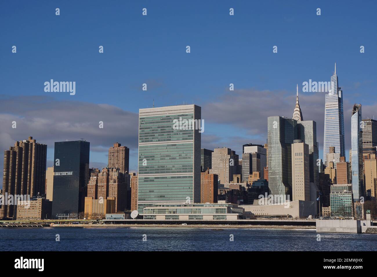 Panoramic view of Midtown Manhattan from the Queens waterfront Stock ...