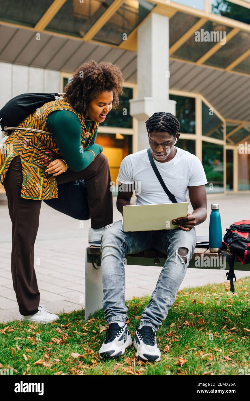 Full seating hi-res stock photography and images - Alamy