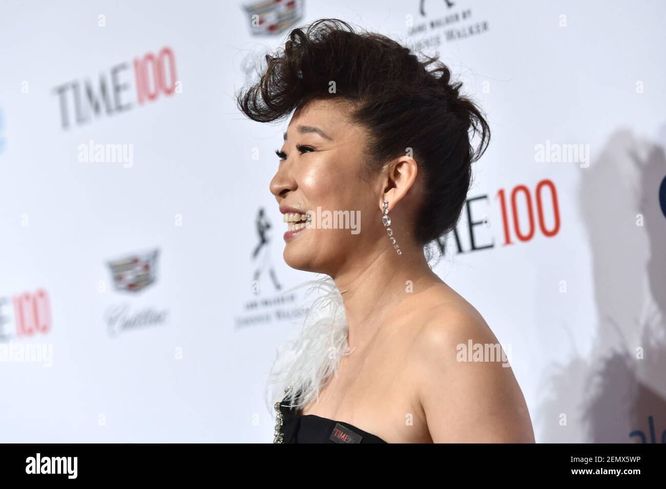 Actress Sandra Oh walking the red carpet at the 2019 Time 100 Most ...