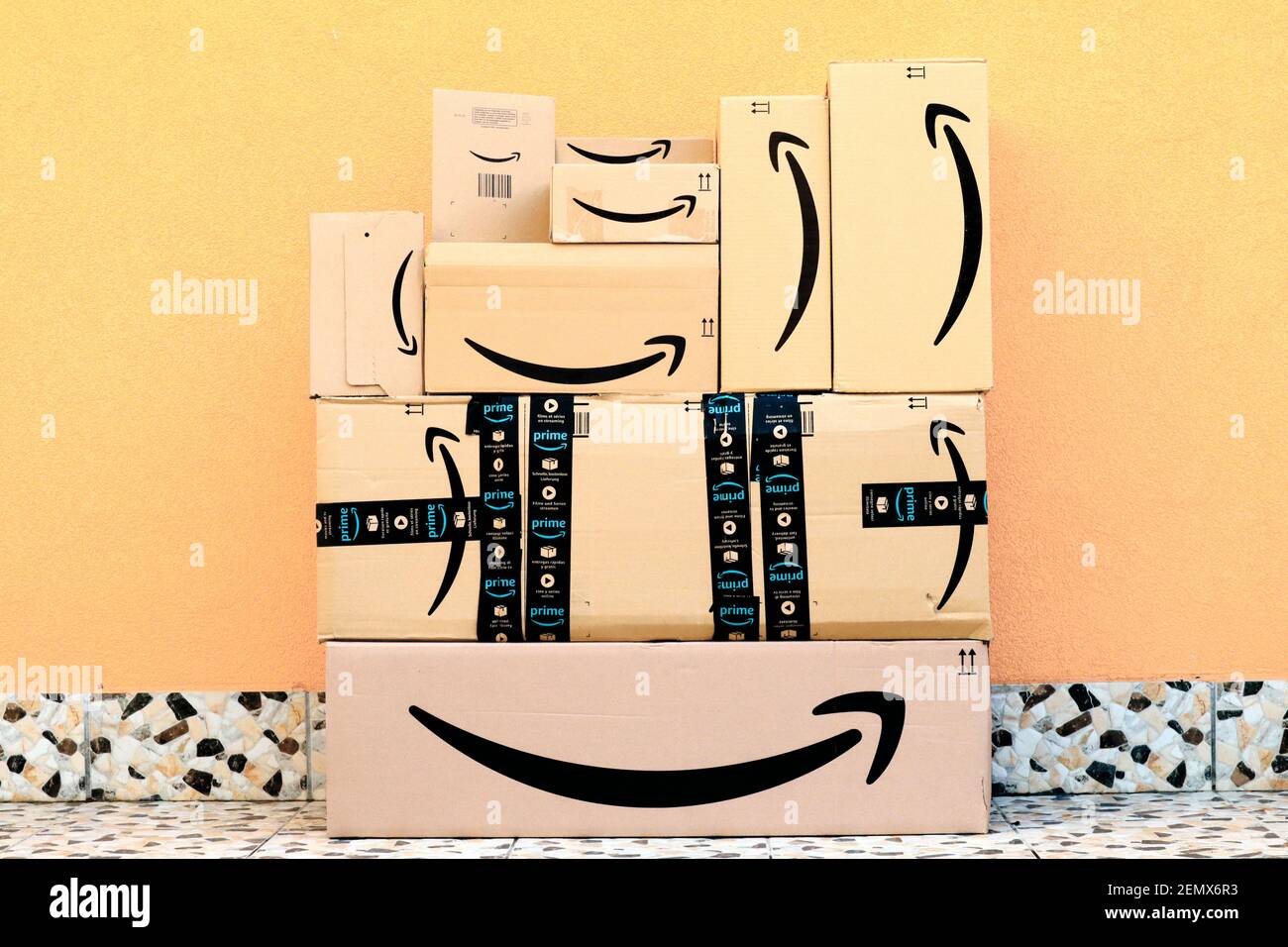 Stack Of Amazon Shipping Boxes High Resolution Stock Photography and ...