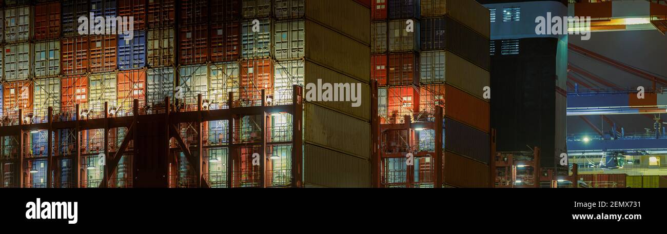 Container loading hamburg port close hi-res stock photography and ...