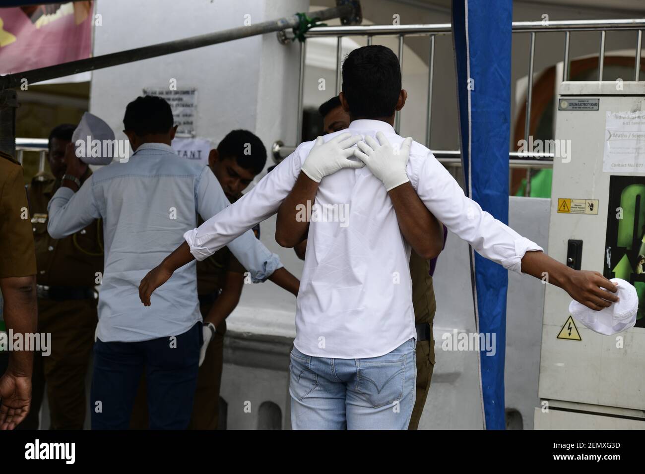 Mutilated body hi-res stock photography and images - Alamy