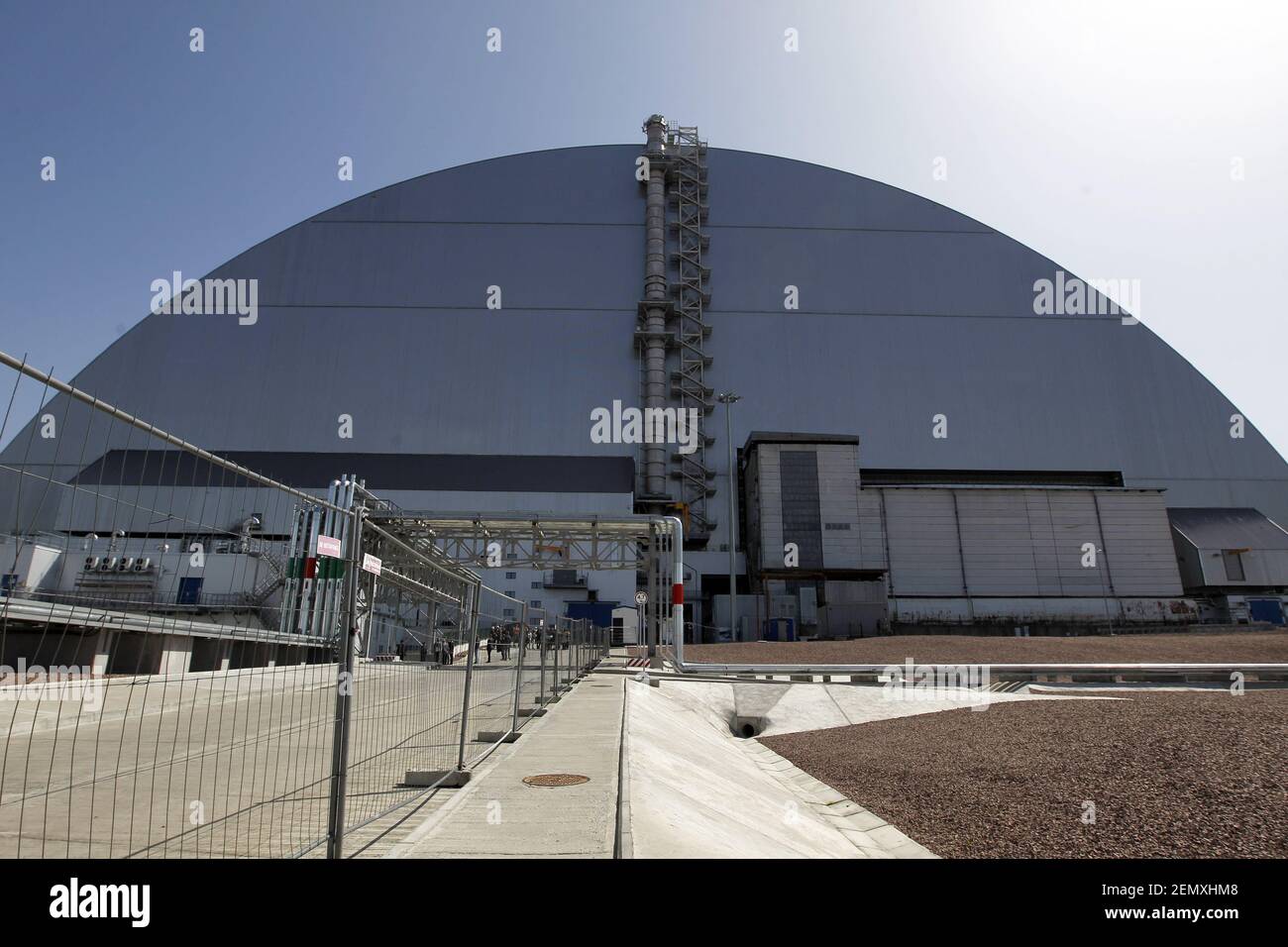 The general view of the New Safe Confinement covering the 4th block of ...