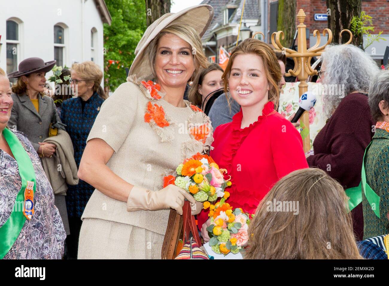 Queen Maxima and princess Alexia celebrating King Willem-Alexander's ...