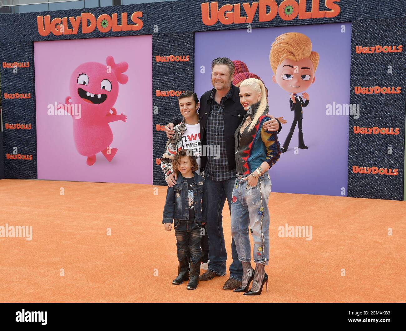 (L-R) Kingston Rossdale, Apollo Bowie Flynn Rossdale, Blake Shelton ...