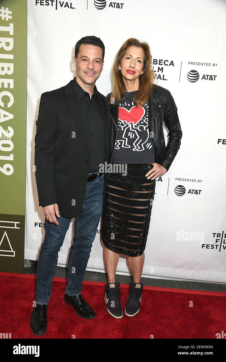 actors David Alan Basche and wife Alysia Reiner attends "This Is Spinal ...