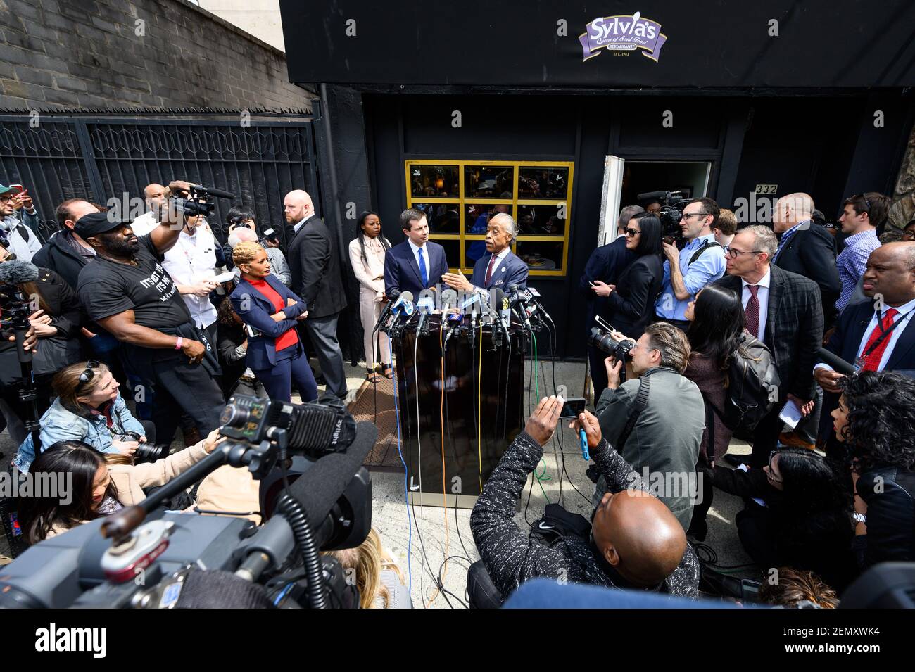 Mayor Pete Buttigieg (D) of South Bend, Indiana and Rev. Al Sharpton at ...