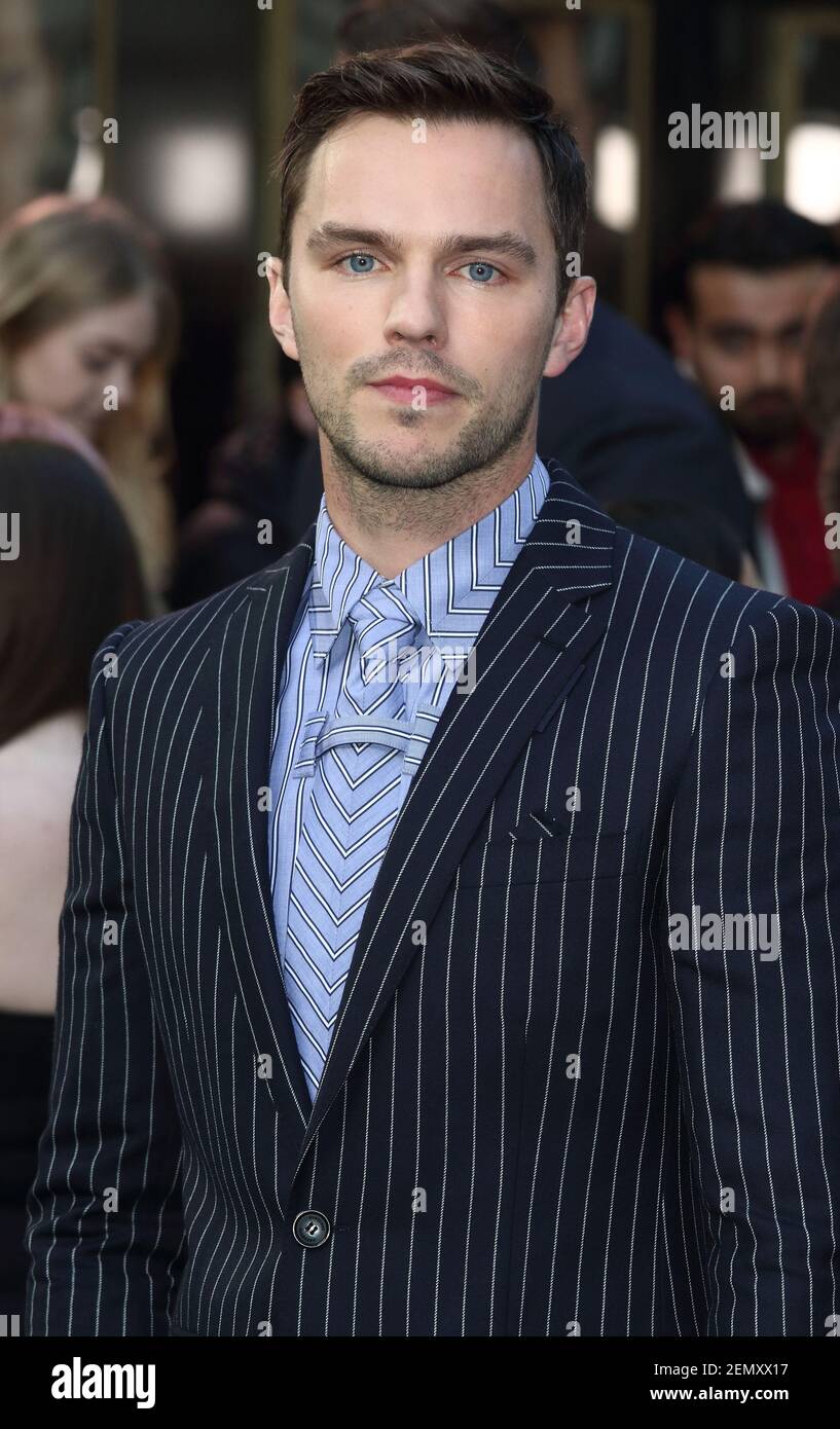 Nicholas Hoult on the red carpet at the Tolkien UK Premiere at the ...