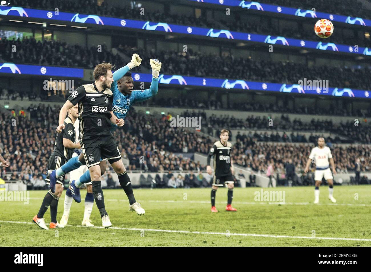 LONDON Football, 30-04-2019, season 2018 / 2019 , Tottenham Stadium ...