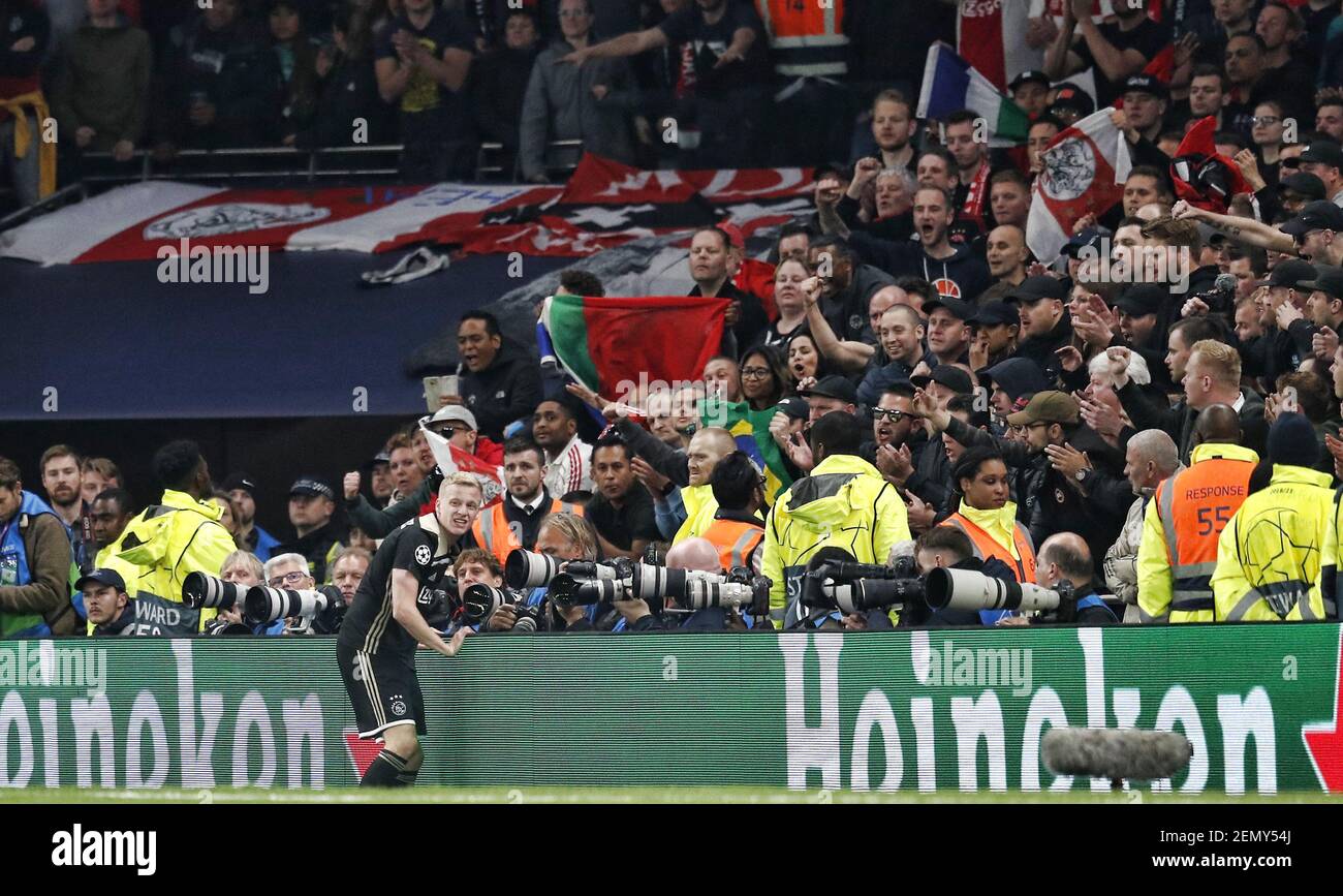 LONDON Football, 30-04-2019, season 2018 / 2019 , Tottenham Stadium ...