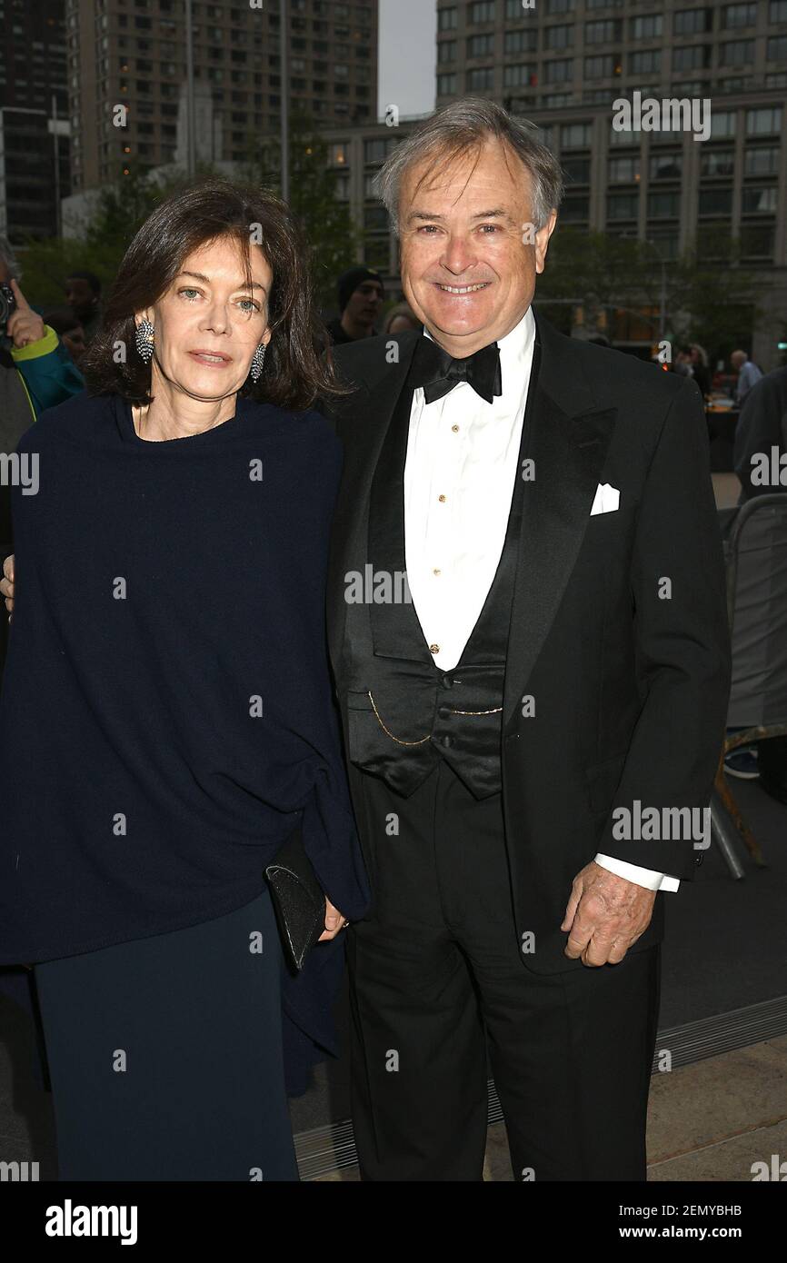 Shelley Wanger and attends the New York City Ballet Spring Gala on May ...
