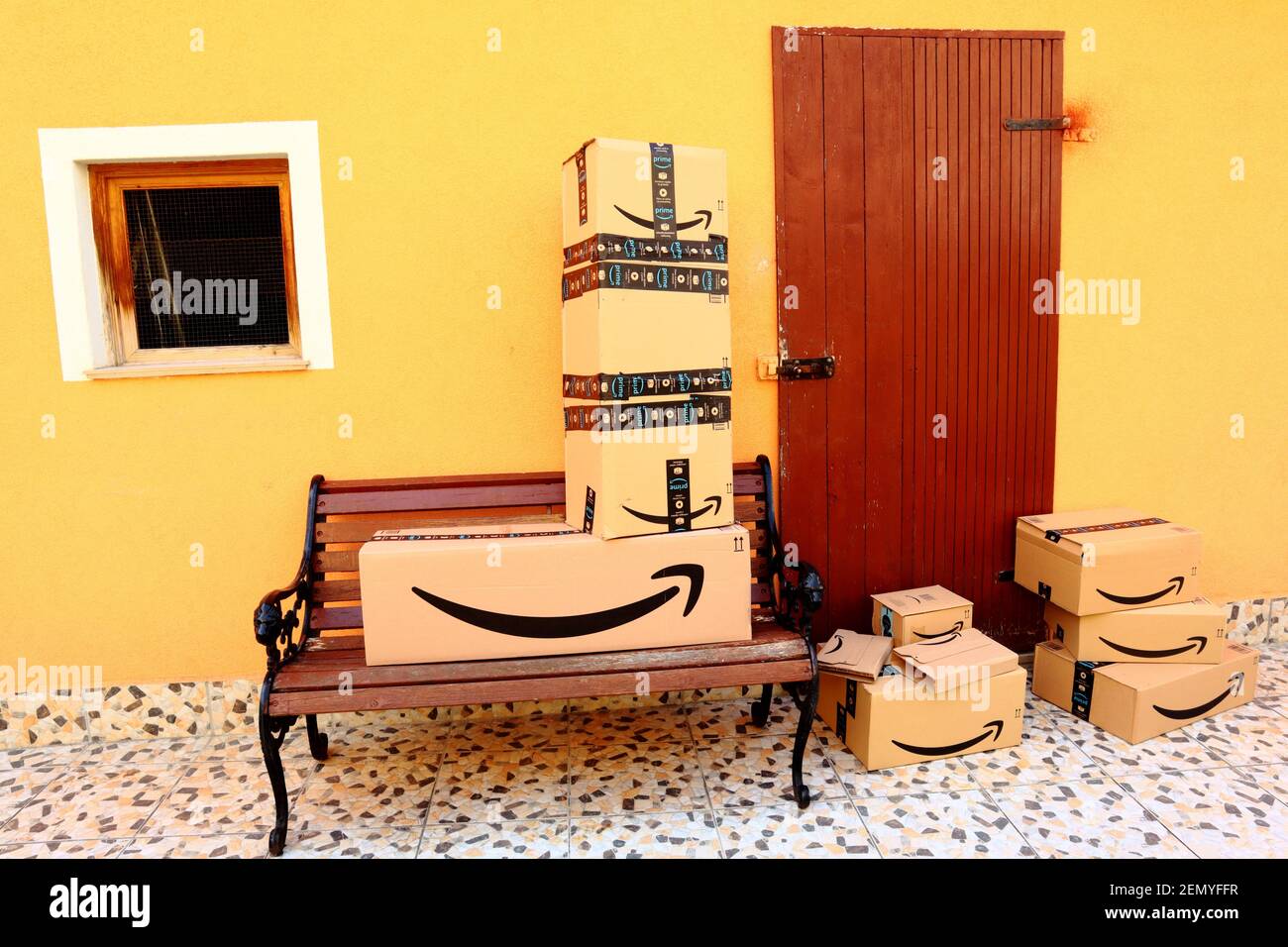 Stack Of Amazon Boxes High Resolution Stock Photography and Images - Alamy