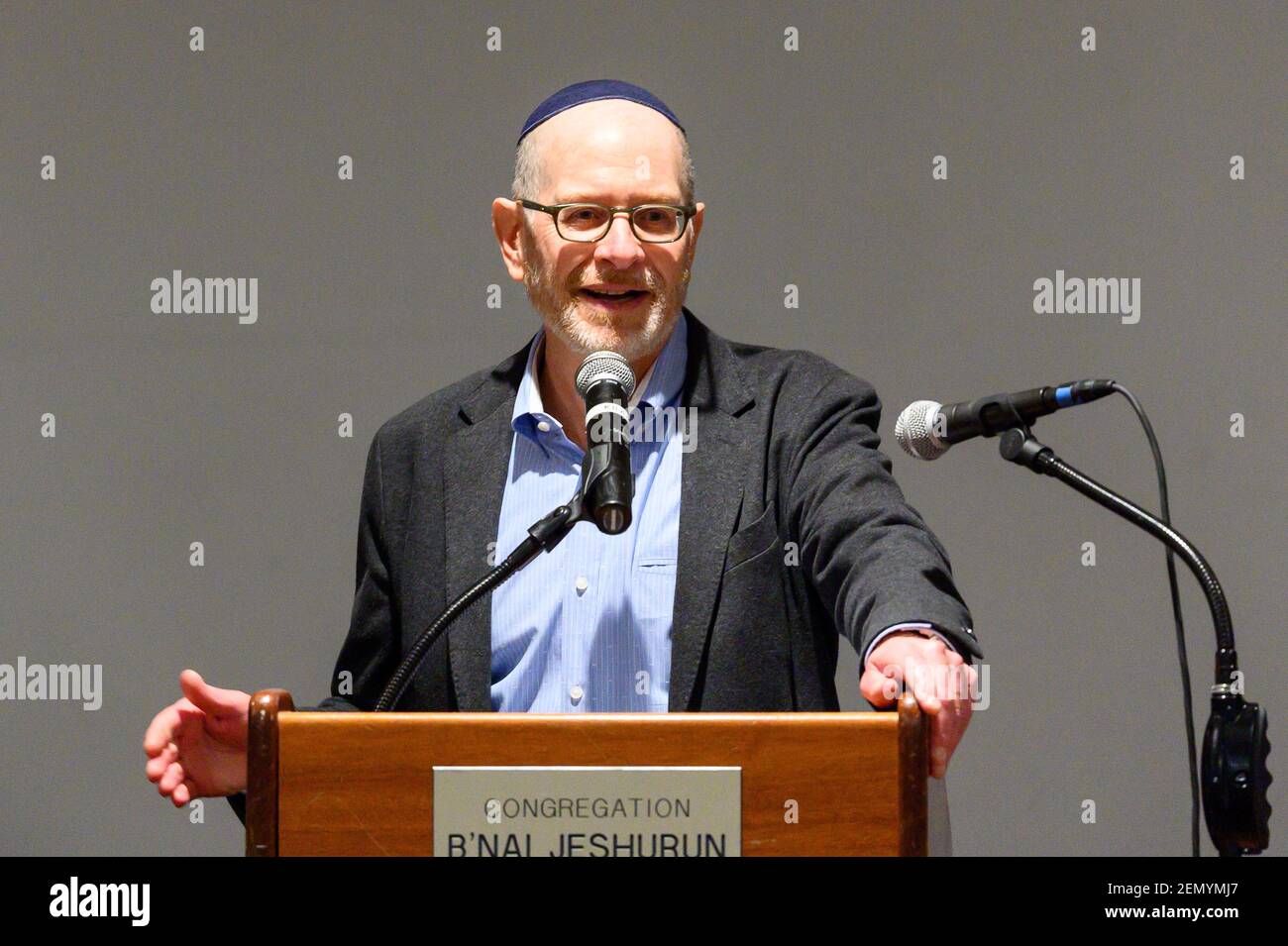 Rabbi J. Rolando Matalon (aka Roly Matalon) speaking at the JCC ...