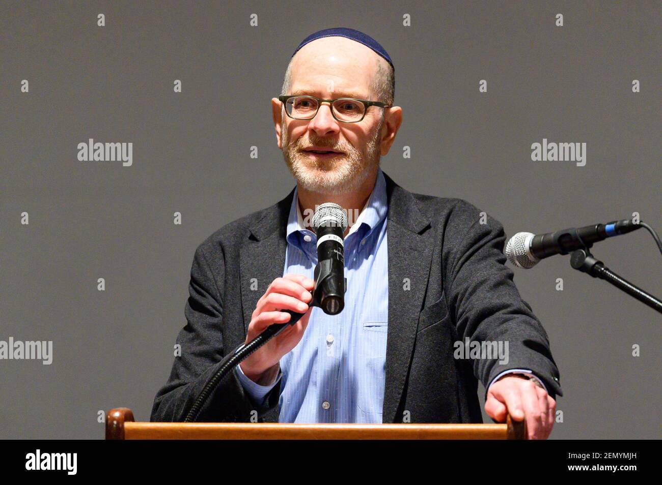 Rabbi J. Rolando Matalon (aka Roly Matalon) speaking at the JCC ...