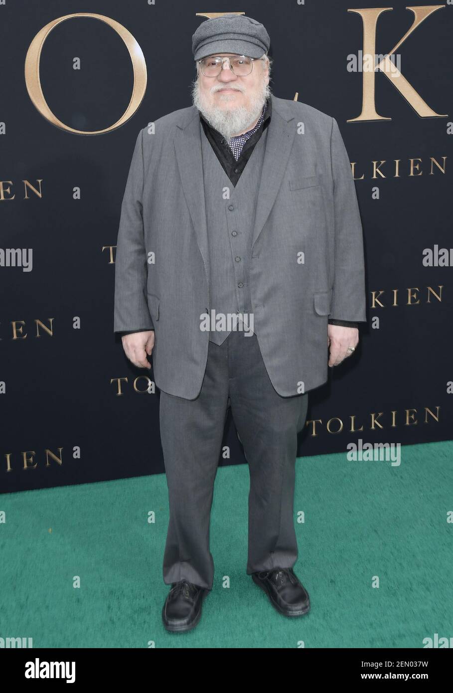 Author George R. R. Martin arrives at the "Tolkien" Los Angeles ...