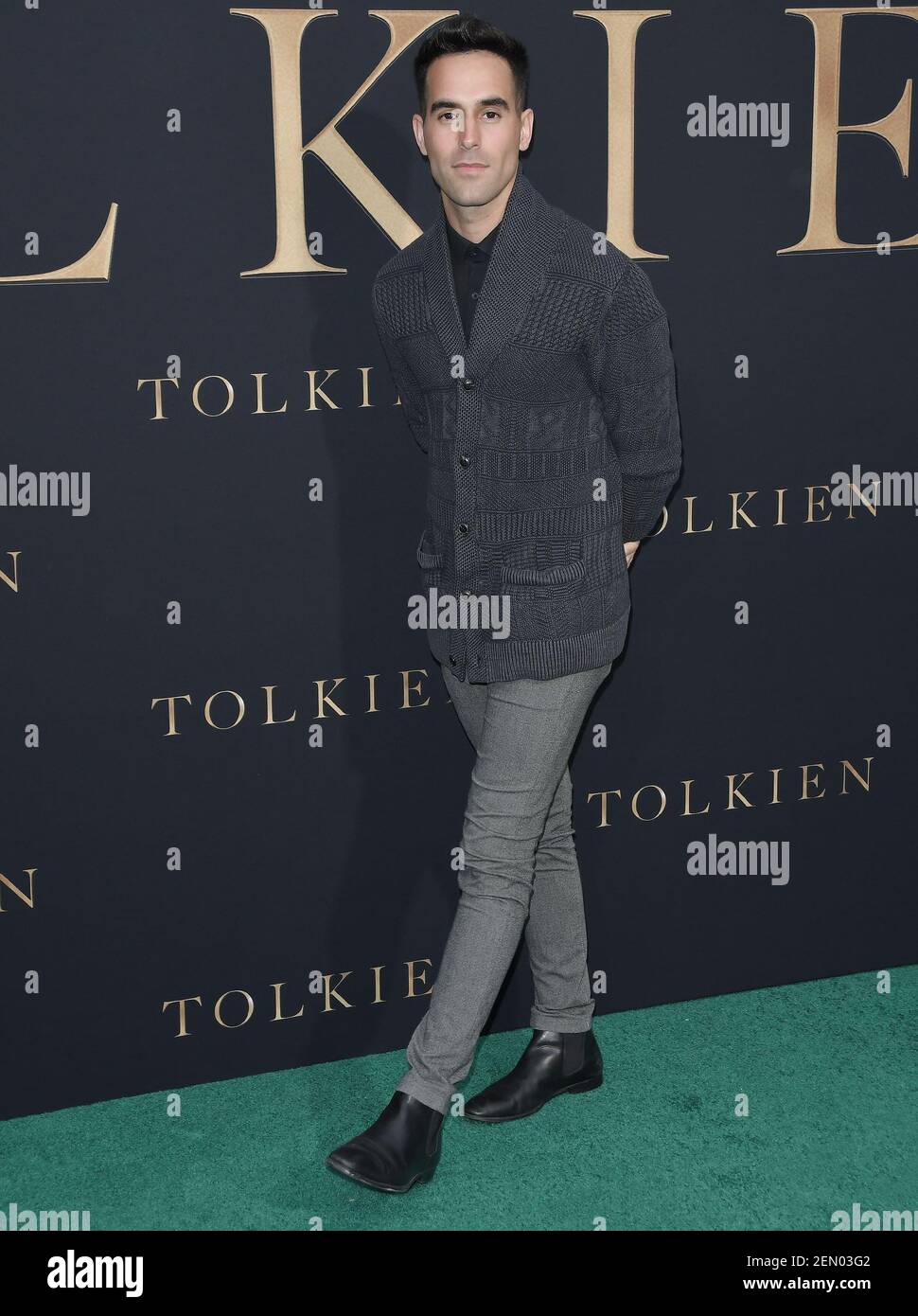 Magician Daniel Fernandez arrives at the "Tolkien" Los Angeles ...
