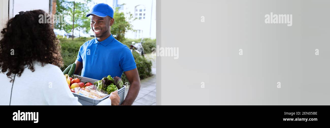A bread delivery man hi-res stock photography and images - Alamy