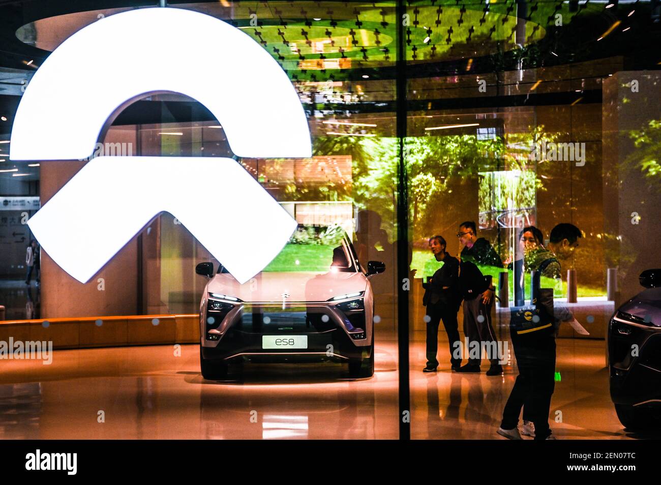 Nio led hi-res stock photography and images - Alamy