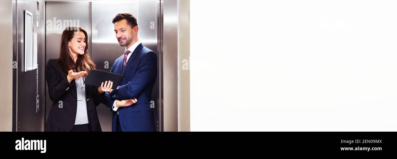 Elevator Pitch Or Career Conversation Or Speech In Lift Stock Photo - Alamy