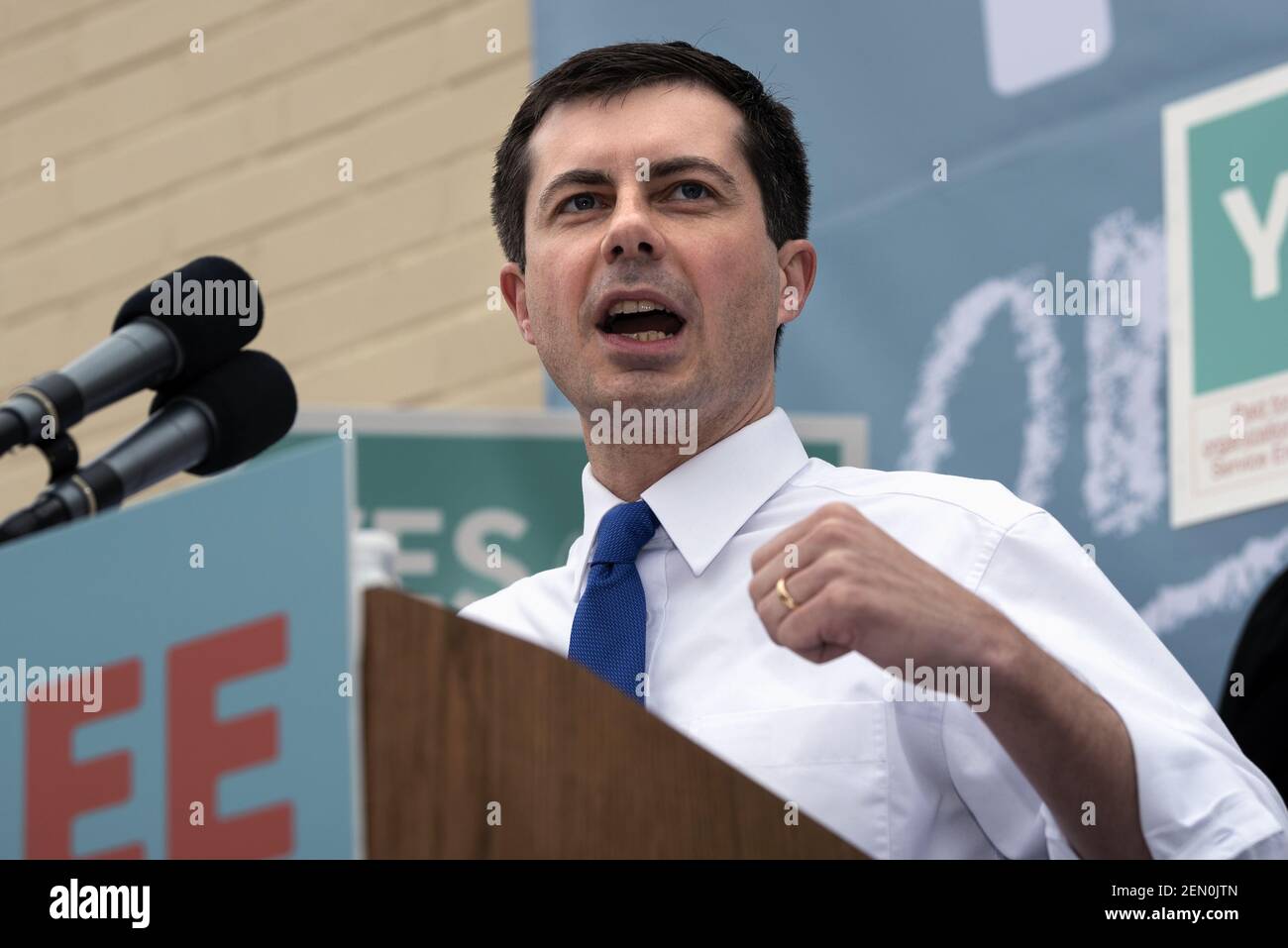 Democratic presidential candidate Mayor Pete Buttigieg speaks at a ...
