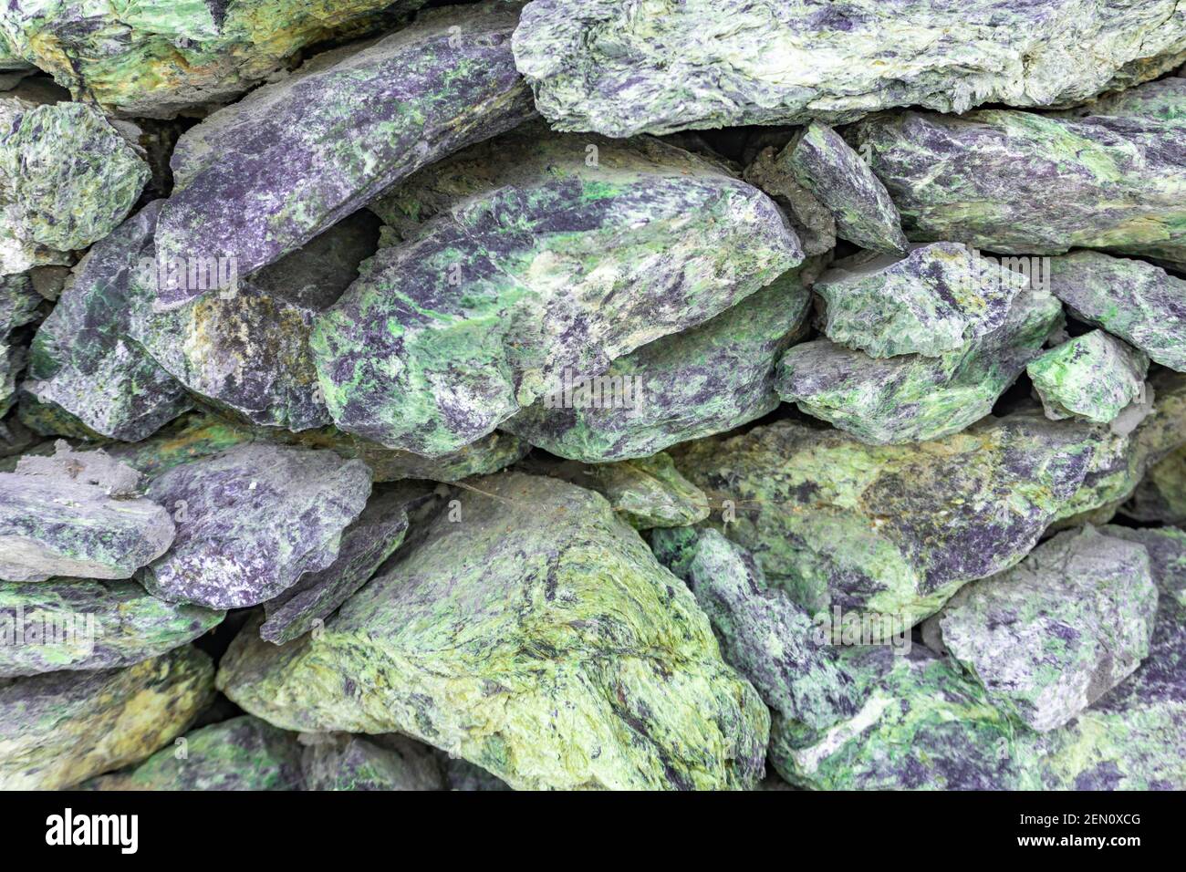 Rubble stone hi-res stock photography and images - Alamy