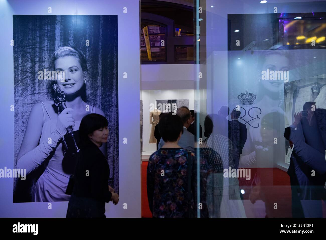 People visit the "Grace Kelly, from Hollywood to Monaco" exhibition in ...