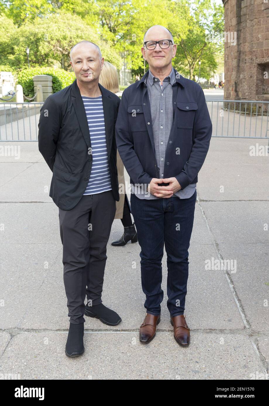(5/15/2019) Fenton Bailey and Randy Barbato arrive at the Statue Of ...