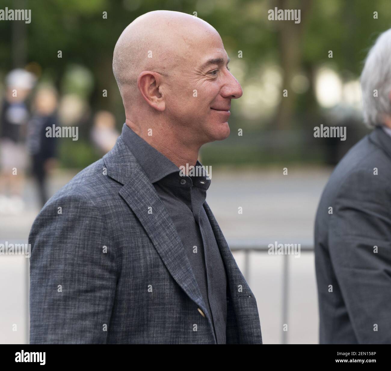 (5/15/2019) Jeff Bezos arrives at the Statue Of Liberty Museum Opening ...