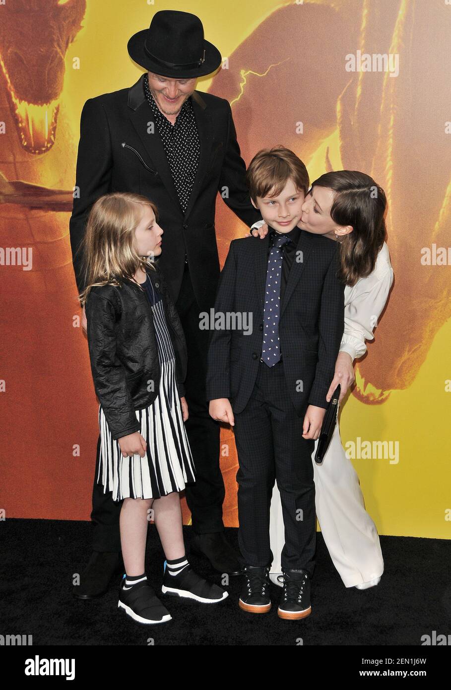 (L-R) Renn Hawkey, Vera Farmiga, Gytta Lubov Hawkey and Fynn Hawke at ...