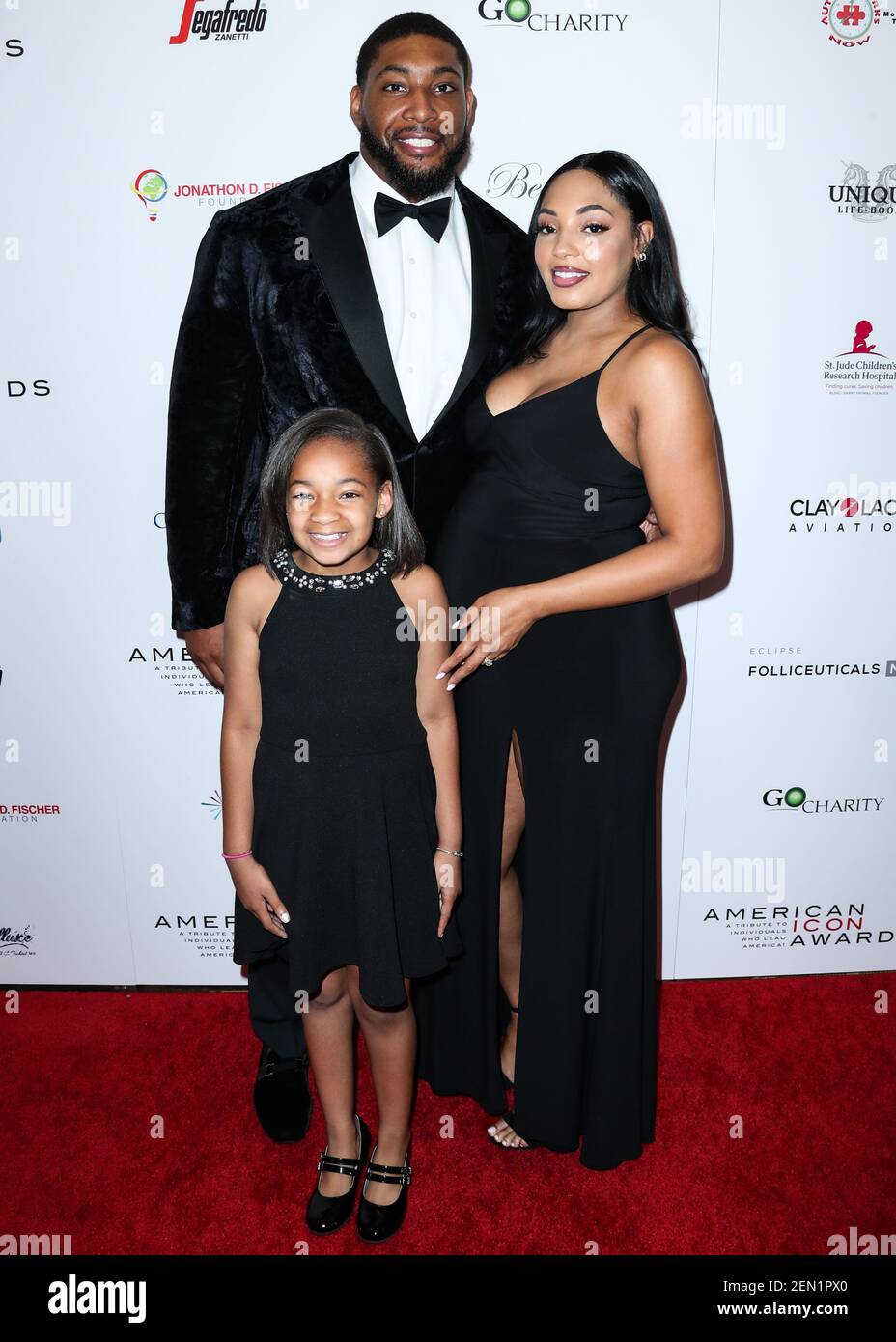 BEVERLY HILLS, LOS ANGELES, CA, USA - MAY 19: Devon Still, Asha Joyce ...