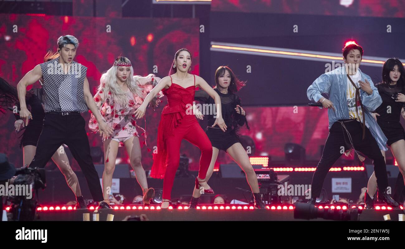 18 May 2019 - Seoul, South Korea : South Korean K-Pop mixed-gender ...