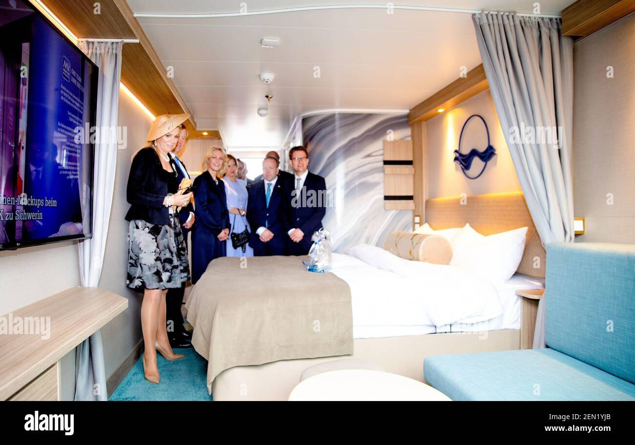 King Willem-Alexander and Queen Maxima of the Netherlands during a ...