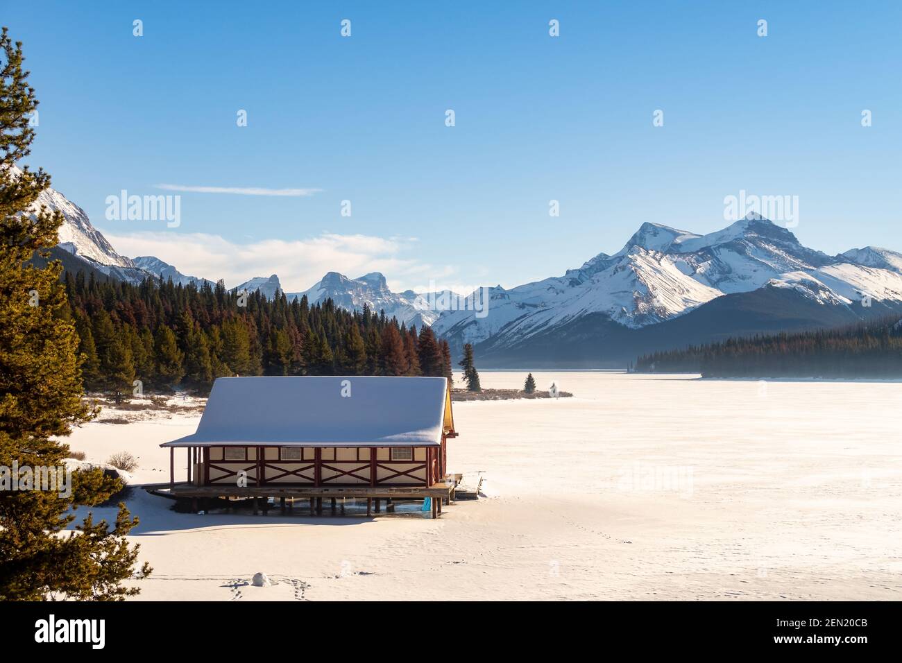 Beautiful winter view of Maligne Lake Boathouse, in Jasper National ...