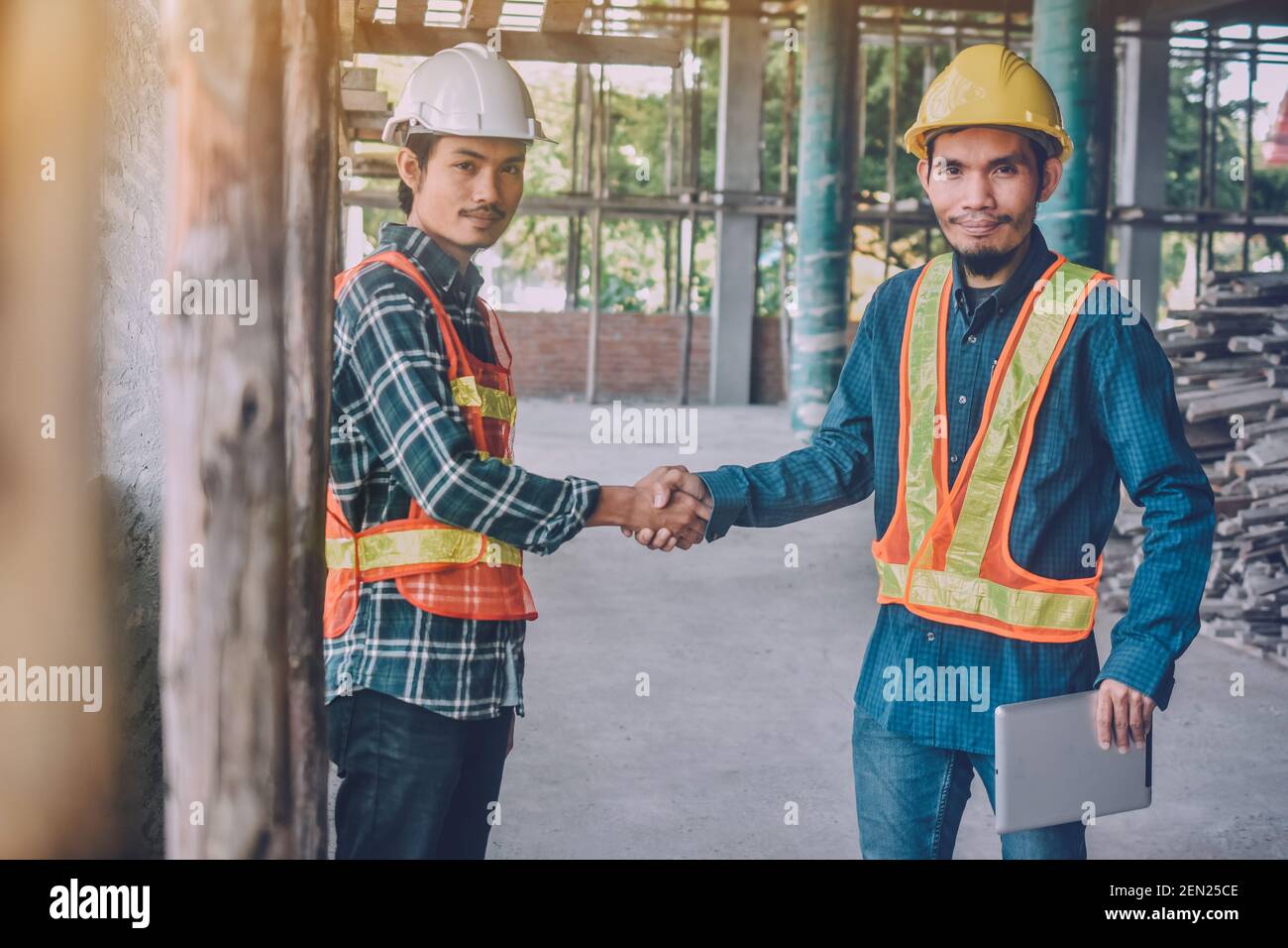 Engineering community service project hi-res stock photography and ...